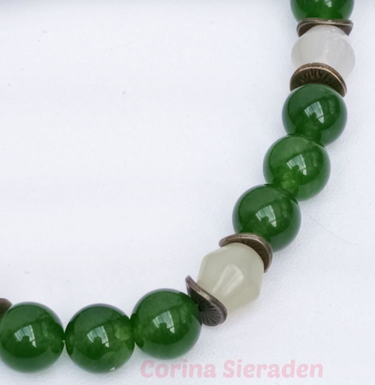 Ketting van jade : Kettingen