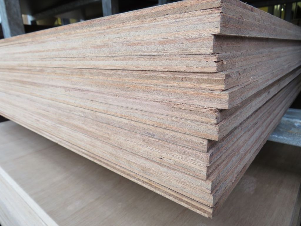 Aanbieding betonplex, meranti en spaanplaten : Platen en Panelen